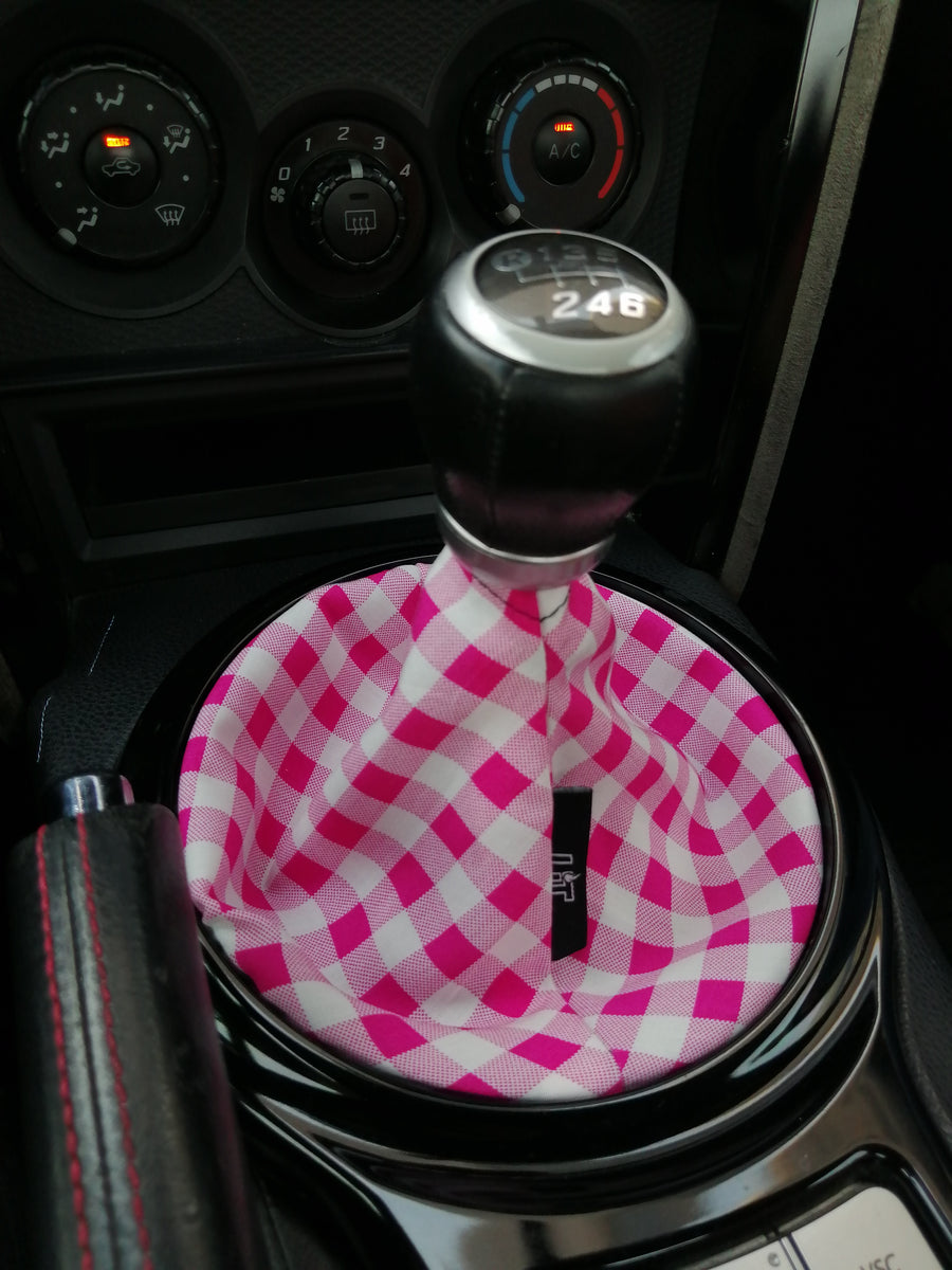 P&W Checkered Shift Boot – Lit Auto Shop