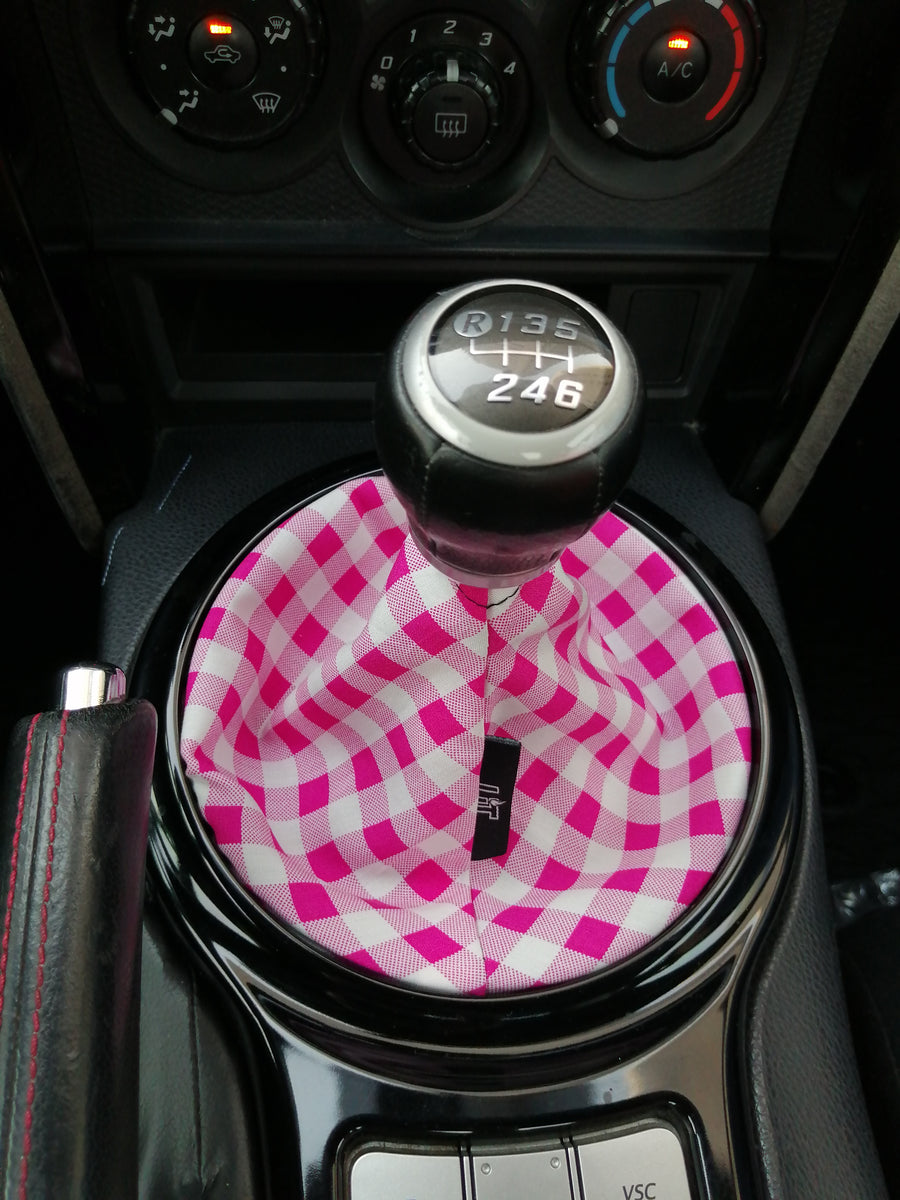 P&W Checkered Shift Boot – Lit Auto Shop